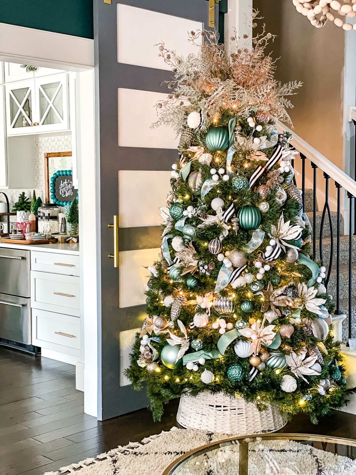 Beautiful Home: Haute Holiday Home Tour - Haute House Love